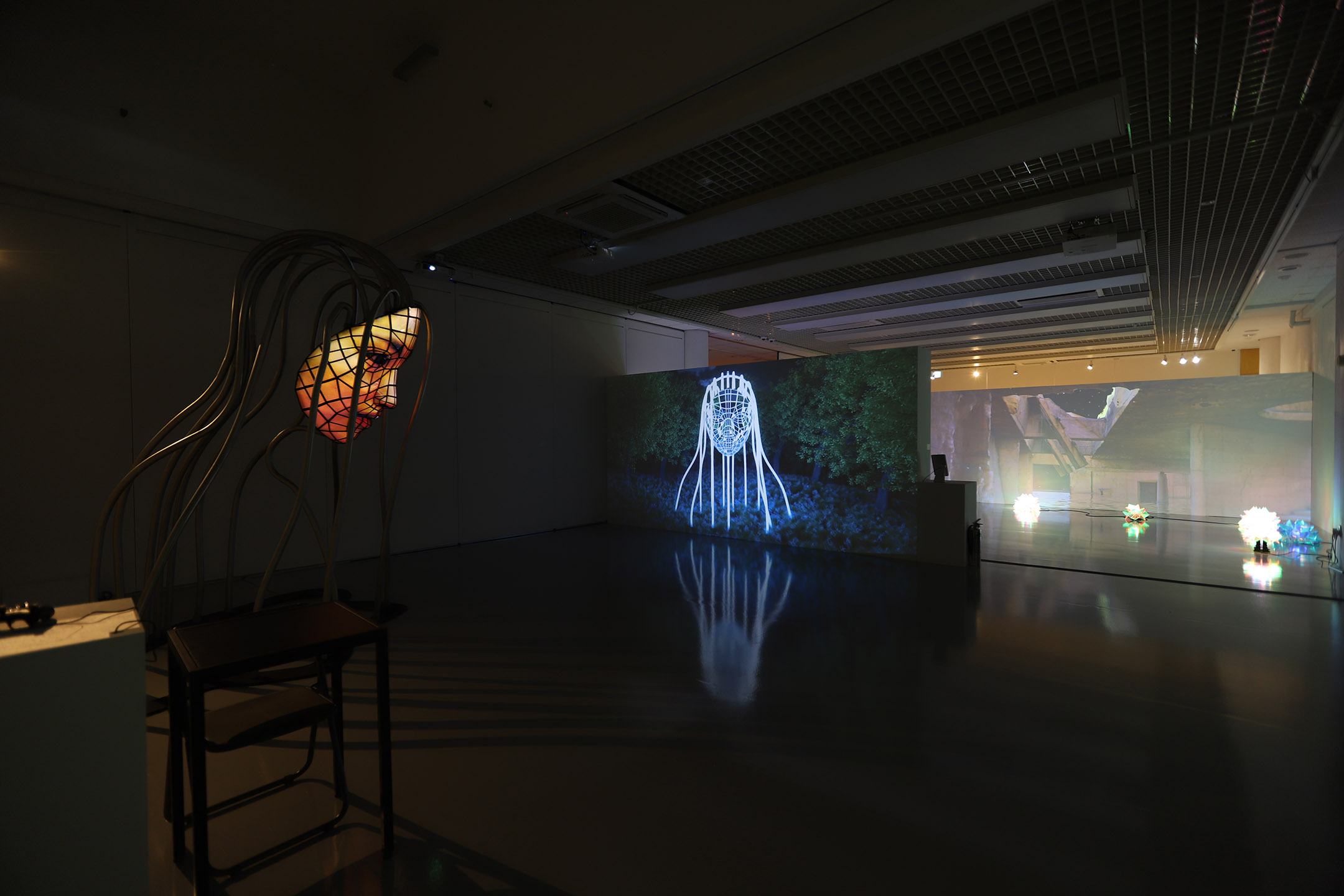 Metaverse Art Studio MBUS703 - 메타버스 스튜디오엠버스703